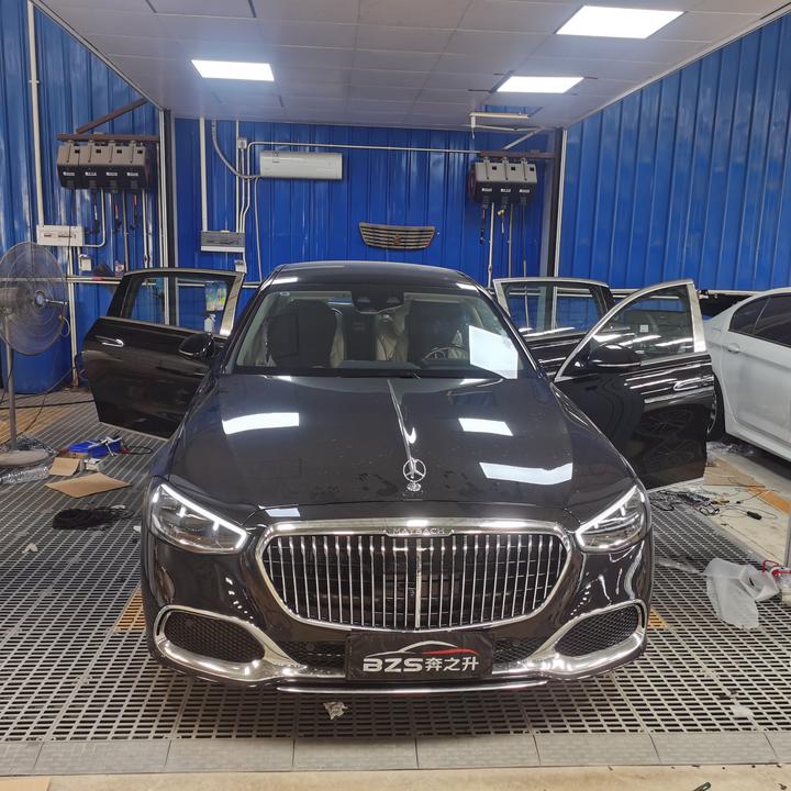 23款迈巴赫S480升级原厂大柏林之声，31个喇叭2个功放8个震荡器 - 知乎