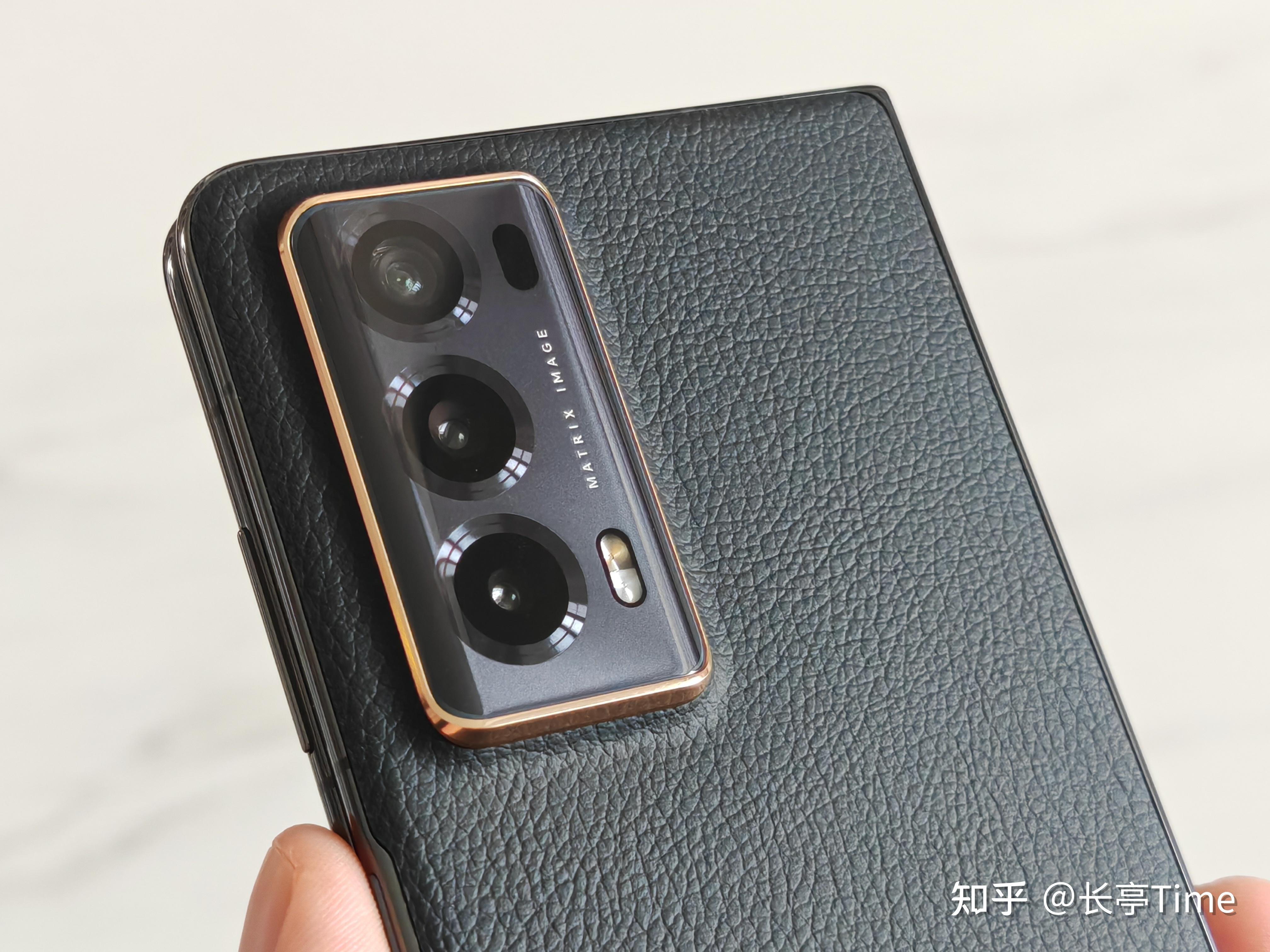 荣耀Magic V2 自用，首发可冲一台嘛？还是再等等？ - 知乎