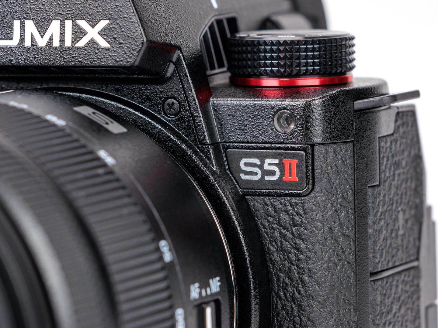 近期最值得关注的万元全幅相机 松下S5M2/S5M2X - 知乎