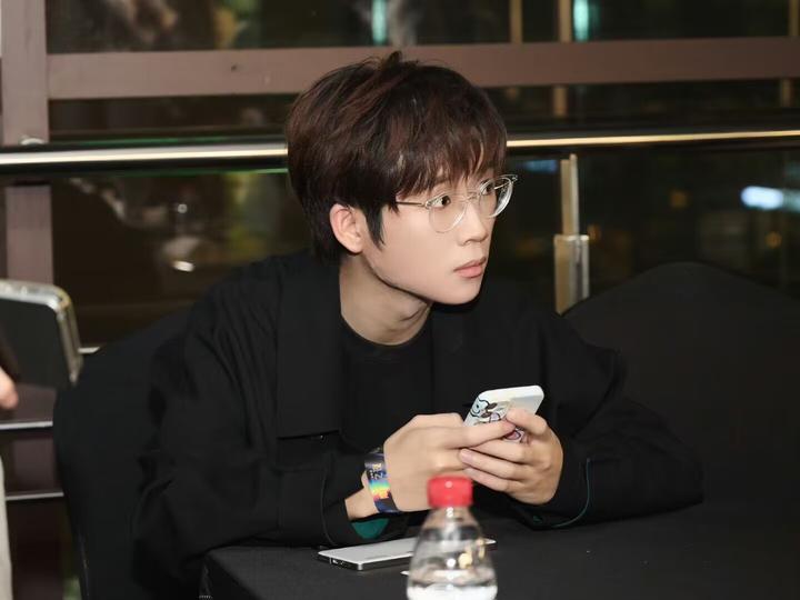 久哲透露久诚早有回AG的打算，Fly去RW侠很冒险，称一诺是KPL一哥 - 知乎