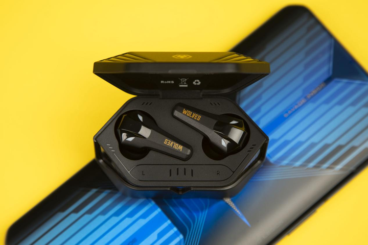 45ms的超低延迟 英超狼队独家跨界联名 Tezo Spark Ⅱ火花电竞真无线蓝牙耳机评测 - 知乎