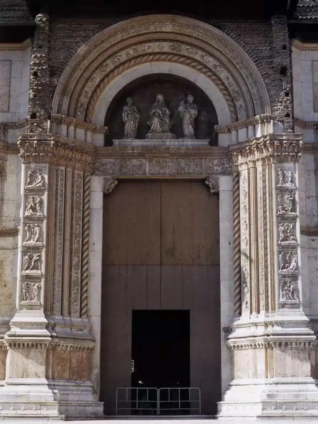 米开朗基罗《创世纪》能否称得上史上最伟大的壁画？ - 知乎