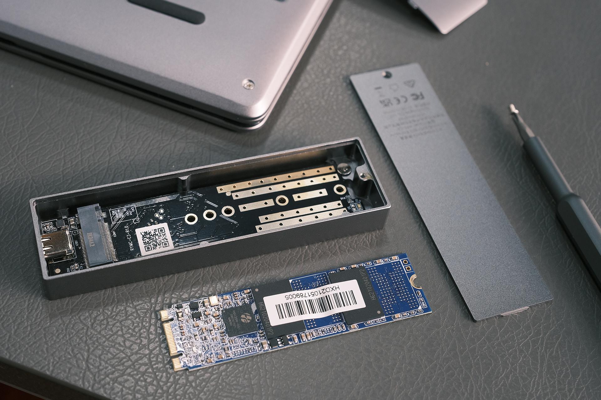 尤达大师（Yottamaster）HP6-C3 M.2 Nvme/NGFF双协议移动硬盘盒测评