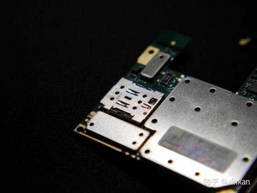 88％屏占比，499元神机——多亲Qin2 - 知乎