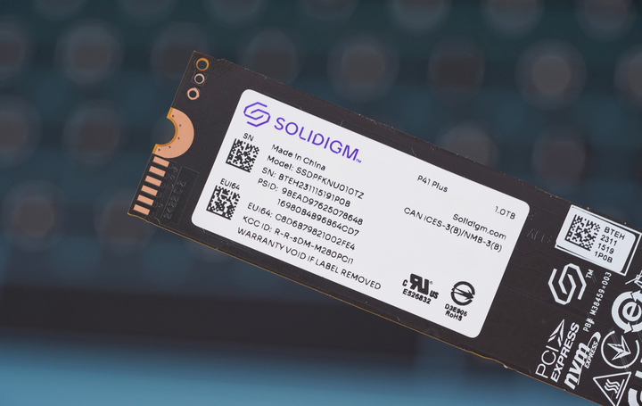 全新技术打造QLC带来SLC的感觉！Solidigm P41 Plus 1TB SSD评测 - 知乎