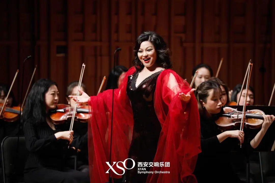 黄英献唱2023西安新年音乐会打造极致视听盛宴，以开云“跃动她影”导师身份照亮新秀艺术之路 - 知乎