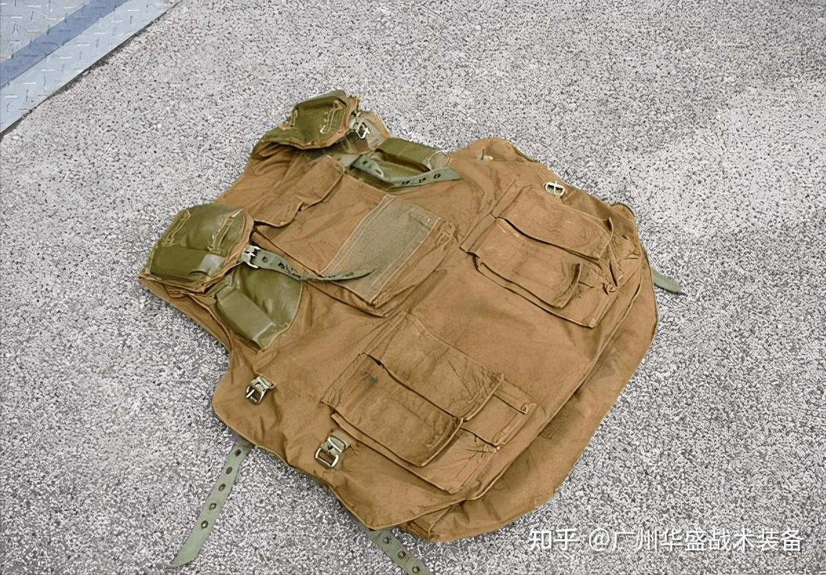 一代经典，81式战术胸挂的故事 - 知乎
