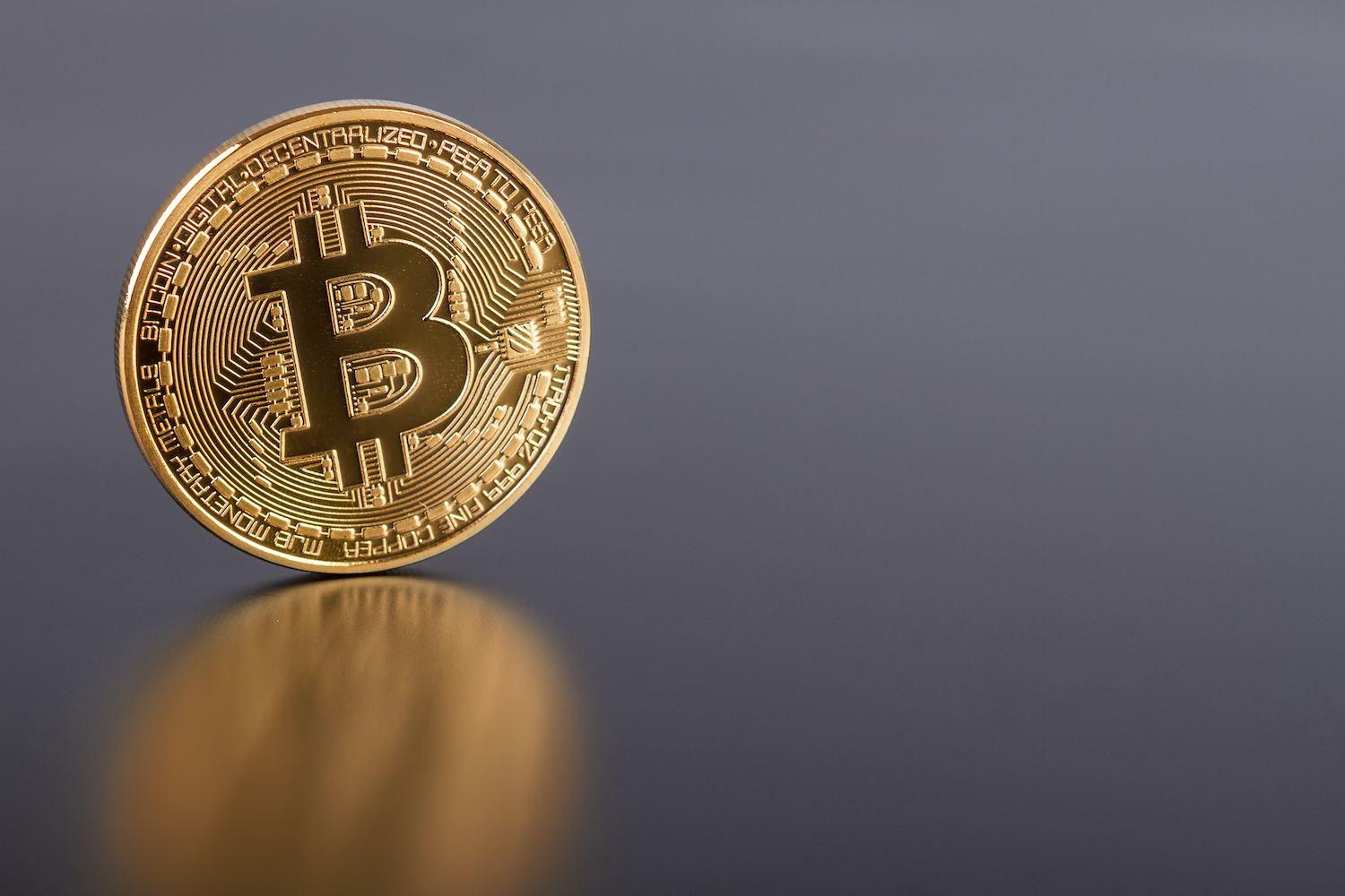 BTC早间行情分析 突破上方25000再创新高 - 知乎