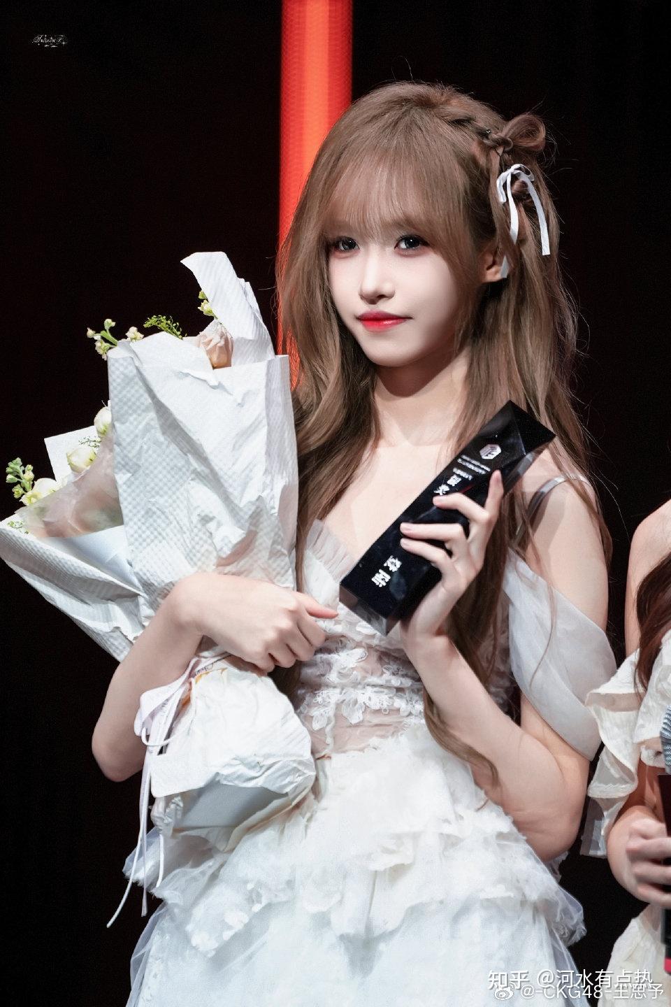 如何评价“以世界之名让世界洋溢青春”2025 SNH48 GROUP 年度青春盛典（第12届总选）？ - 知乎