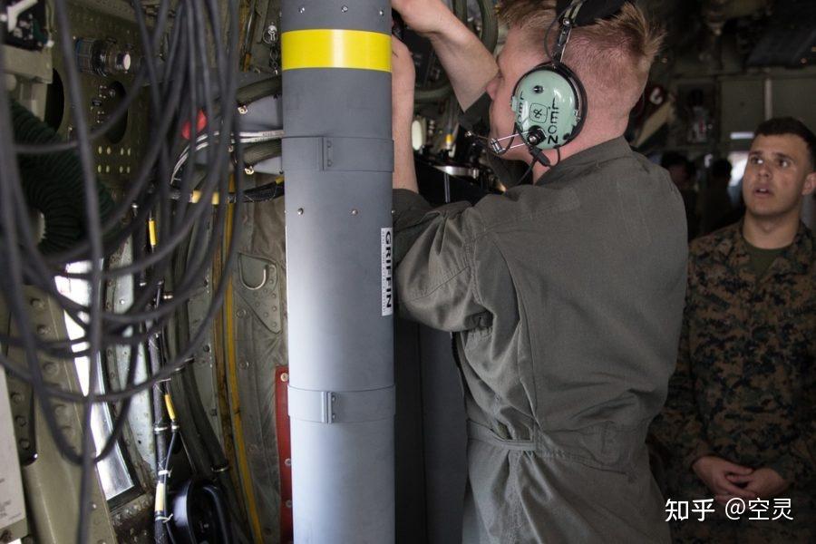 如何评价AGM-176空地导弹？ - 知乎