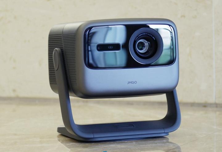 8999元的国产之巅，坚果N1 Ultra三色激光云台投影体验 - 知乎