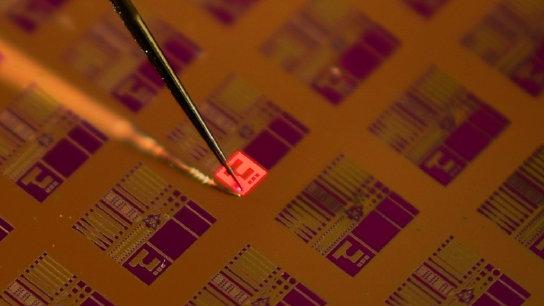 MICLEDI 将展示高亮度绿色、蓝色和红色的 Micro LED 方案 - 知乎