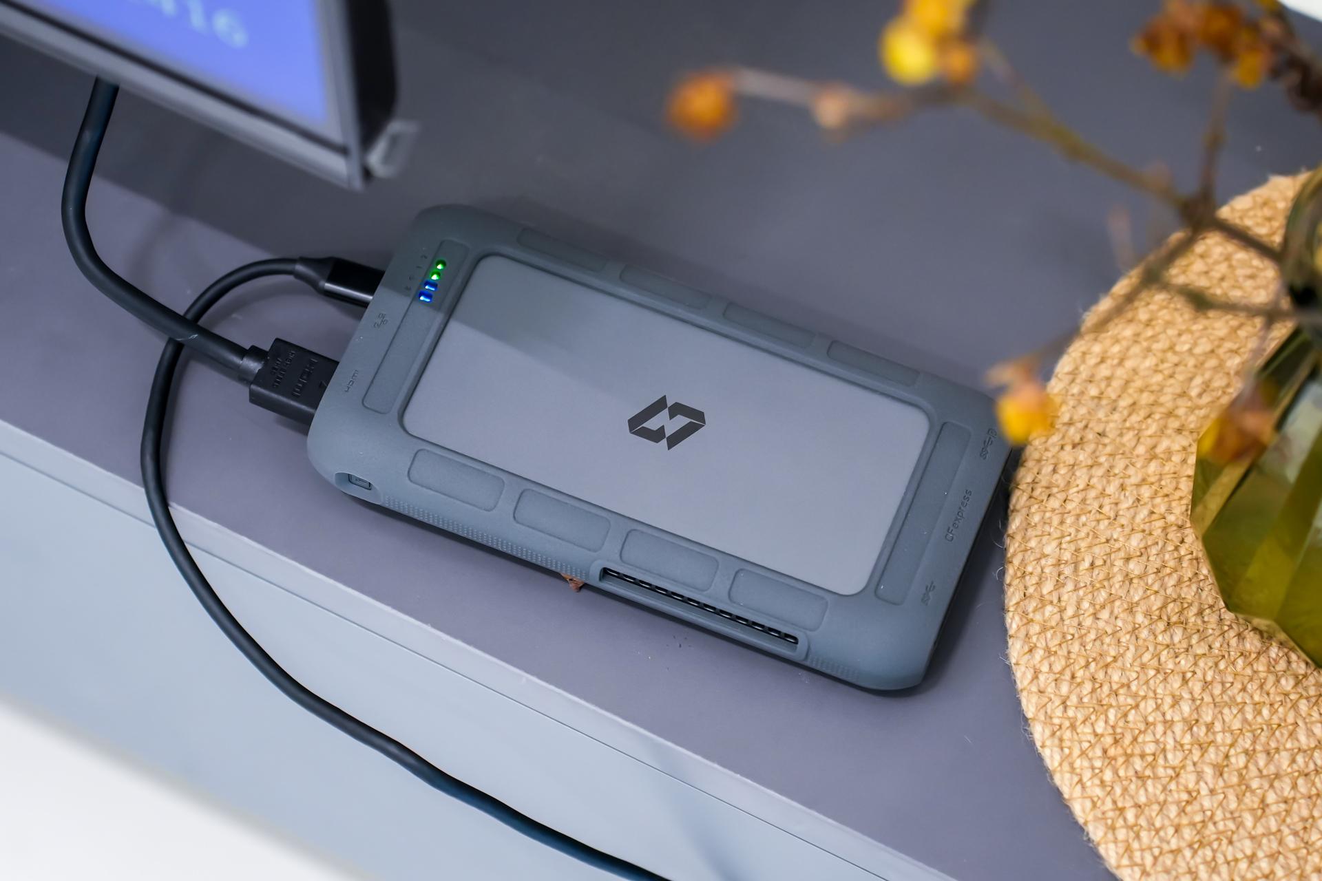 出差人士使用极空间NAS T2S私有云的体验怎么样，有推荐吗？ - 知乎