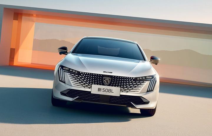 不谈浪漫，只说实用，东风标致新508L，一辆被低估的好车 - 知乎