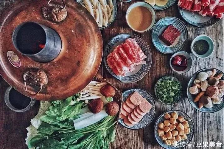 吃火锅怎么弄万能调料搭配，随便蘸啥都好吃 - 知乎