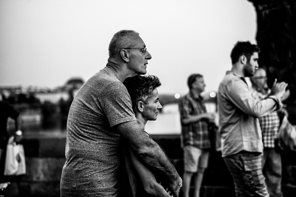 Leica镜头的ASPH是啥意思？summicron和summilux有啥区别？ - 知乎