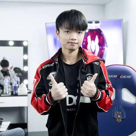 LOL：EDG紧急更换替补AD 或因iBoy在韩服被Uzi疯狂军训？ - 知乎