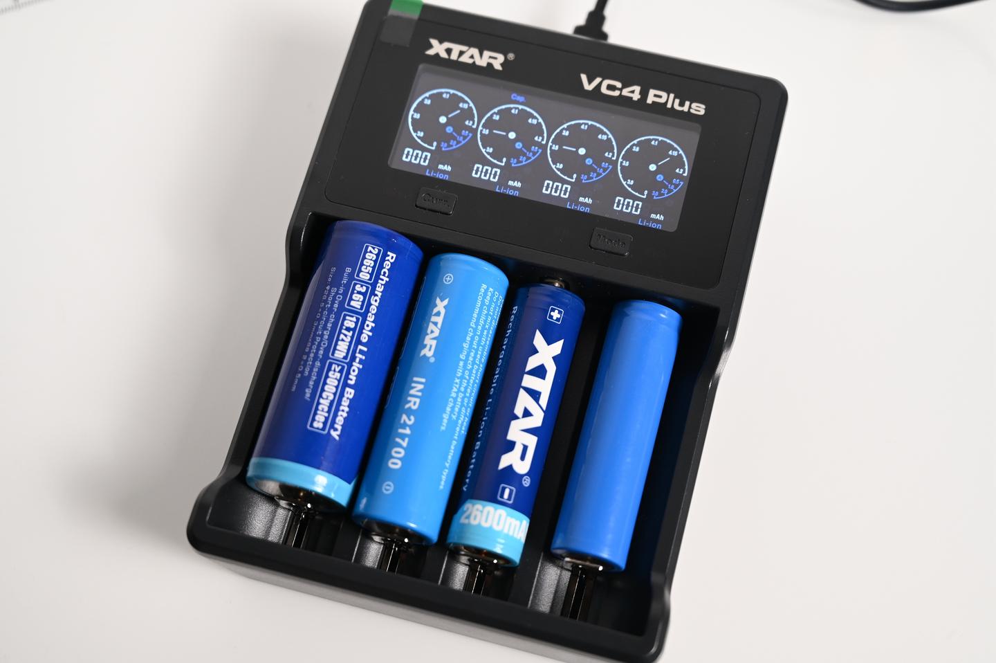 兼容超全的电池充电器，速度也挺快，XTAR VC4 PLUS锂电充电器上手 - 知乎