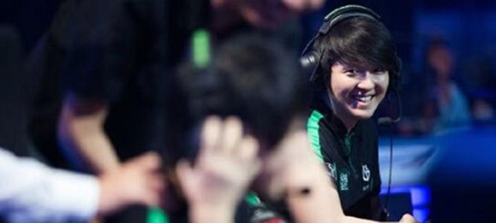 LPL最毁韩援的战队 世界第一打野转型DNF号称韩服第一花花 - 知乎