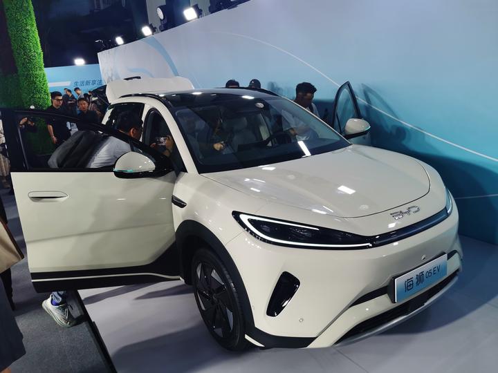 比亚迪海狮05EV正式上市，11.78万元起售，定义A级纯电SUV新标杆 - 知乎