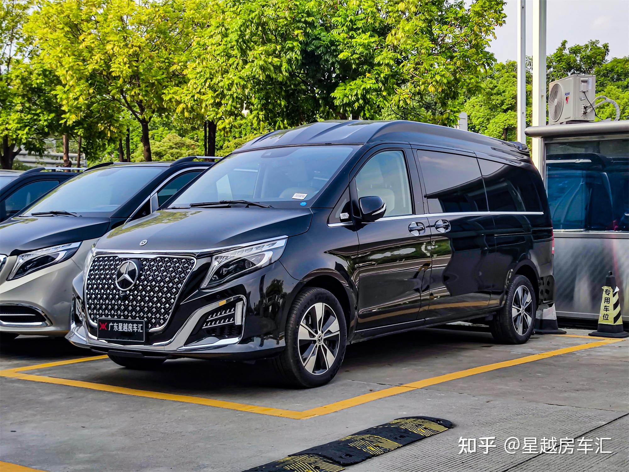 全新奔驰V260L商务车，加高顶长轴7座大空间，颜值气场都在线！ - 知乎