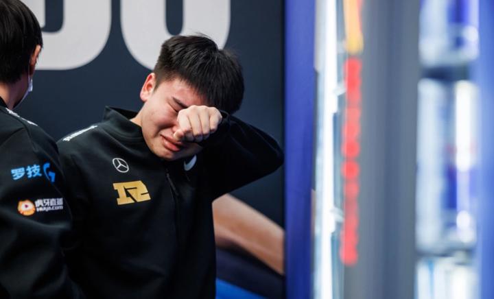 JDG止步四强，RNG成最大赢家！全年成绩最好的队伍，将以悲剧谢幕 - 知乎