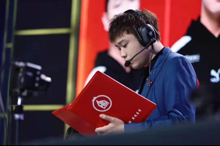 LGD主动认输给AG？0-3即将下班，却临时换上老将伪装，这是摊牌了 - 知乎