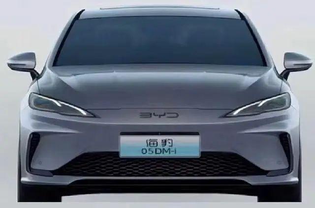 海豹05 DM-i最新谍照曝光，外观酷似海豹06，7.98万元起售？ - 知乎