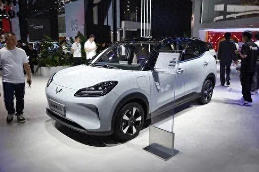 五菱缤果SUV，510公里续航，轴距2米61，价格最高下调6千 - 知乎