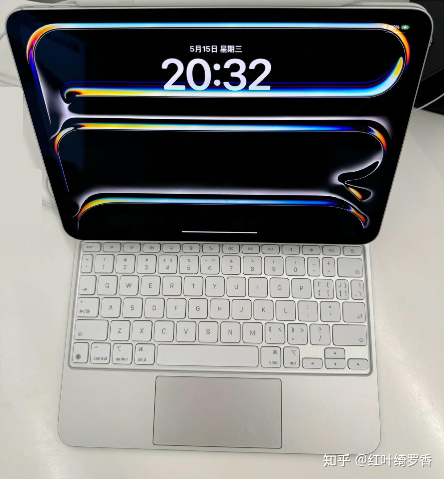 2024款iPad Pro M4全面解读，M4芯片性能、双层OLED、轻薄设计、全新外设、软件生态等！新款iPad Pro值得买吗？如何选择 ...