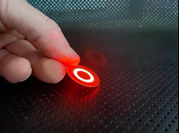 OLED | 厚度仅0.2毫米！Inuru开发可印刷任何形状的OLED发光器件 - 知乎