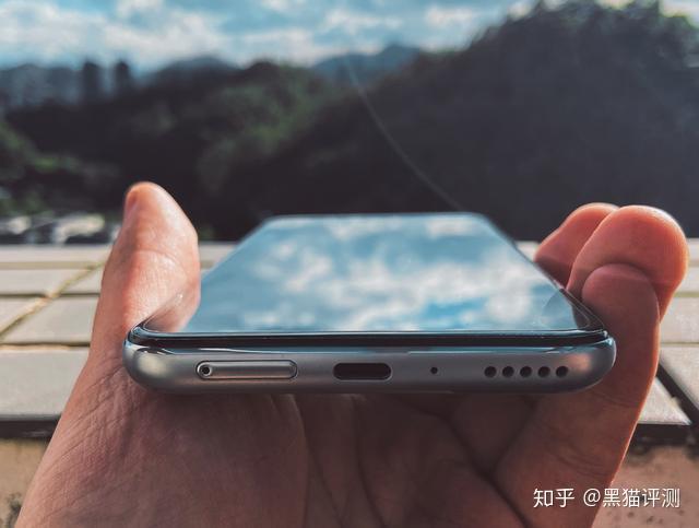 暴力解锁100%性能！90Hz+麒麟820+180Hz，荣耀X10全面评测 - 知乎