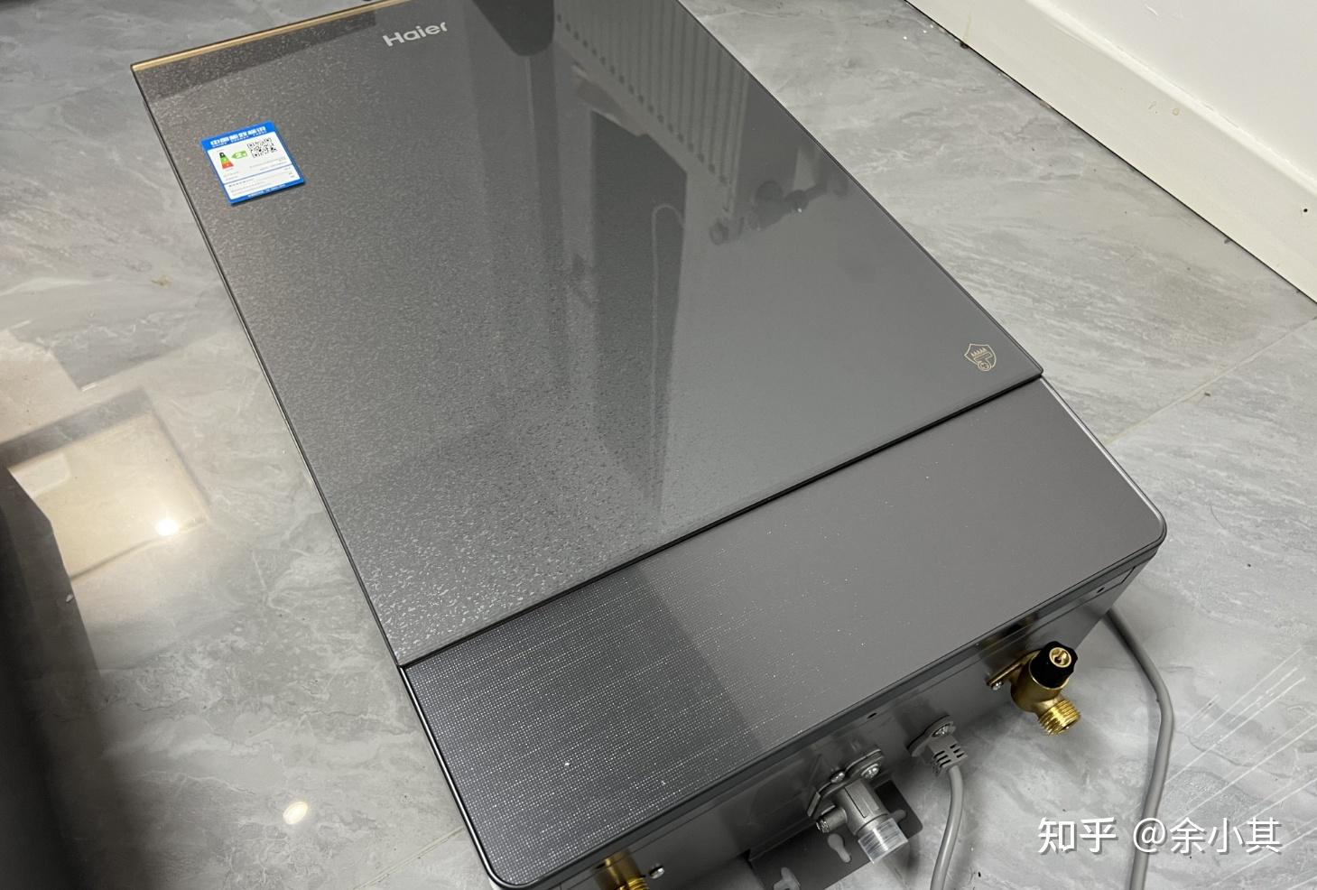 《干掉热水器云评测》（十八）海尔FU5全密闭稳燃舱是如何做到不使用室内氧气的，海尔FU5实际使用起来的效果又到底怎么样的呢，我们拭目以待 - 知乎