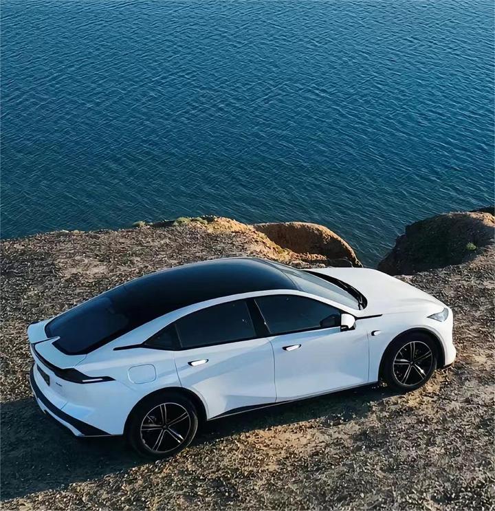 新款深蓝SL03值得购买吗？看完你就明白啦！ - 知乎