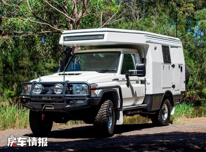 丰田LC79房车首发，配4.5T柴油机，3口洗澡做饭不怕断电 - 知乎