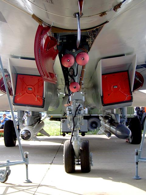 苏-27战斗机 / Sukhoi Su-27（第一部分：概述、历史）- 中英文维基百科词条融合，由辽观搬运、翻译、整合 - 知乎