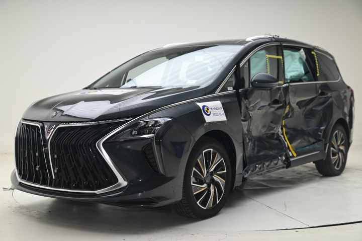 荣获2021版C-NCAP首个MPV五星认证，风行游艇重新树立行业安全标杆 - 知乎