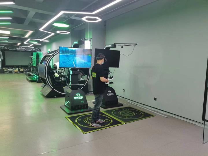 大型VR行走平台源头厂家单人HTC体感一体机商场VR体验馆 - 知乎