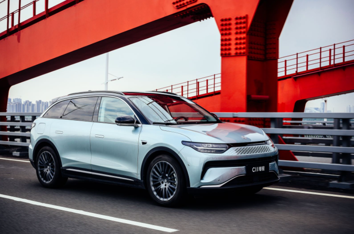 纯电续航285km的卷王零跑C11增程版开起来怎么样？ - 知乎