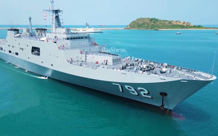 泰国海军大秀071登陆舰，画面震撼，会有泄密问题吗？ - 知乎