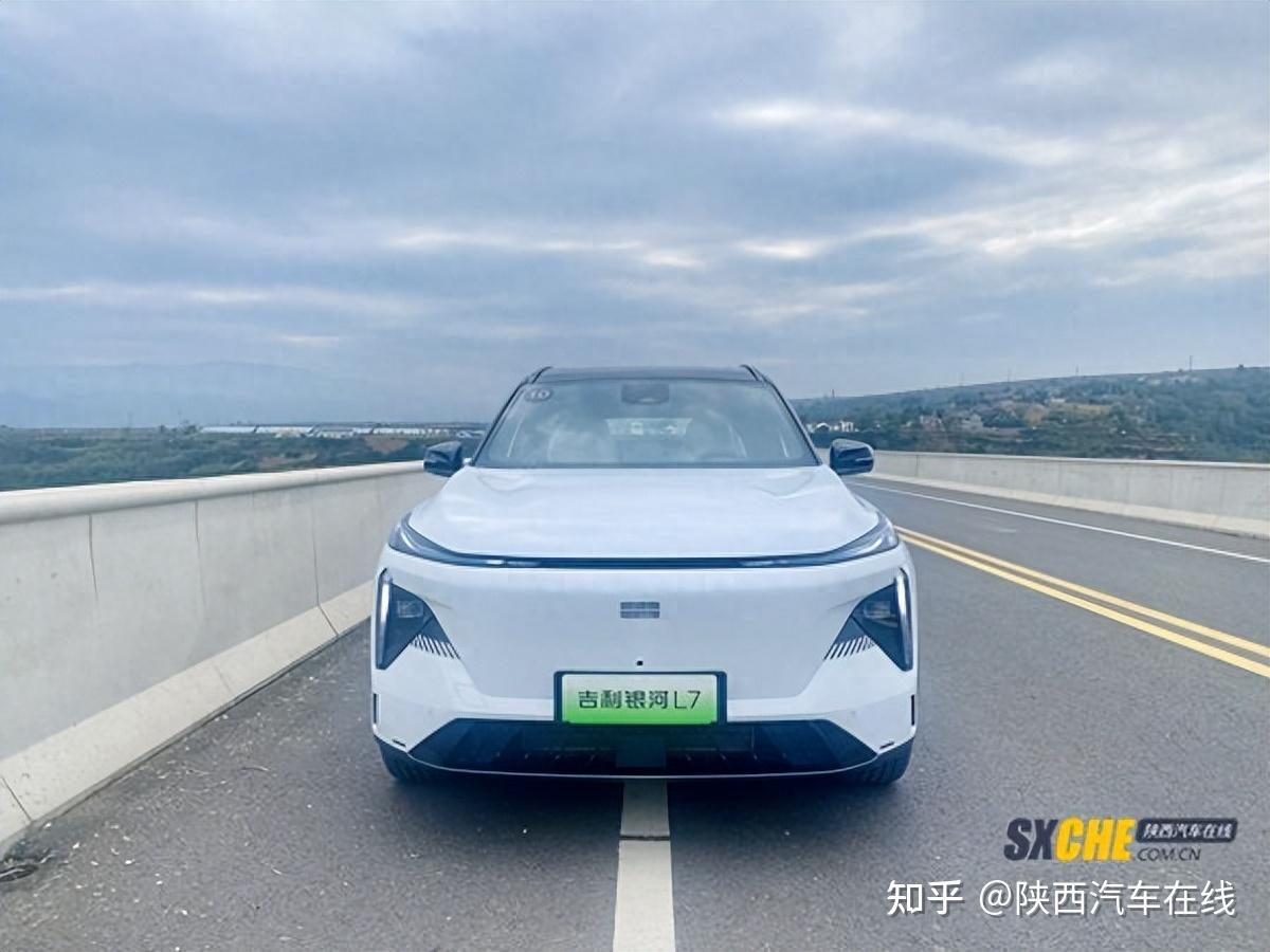 NOA智驾系统实力大揭秘！宝鸡试驾吉利银河L7亚运幻影版 - 知乎