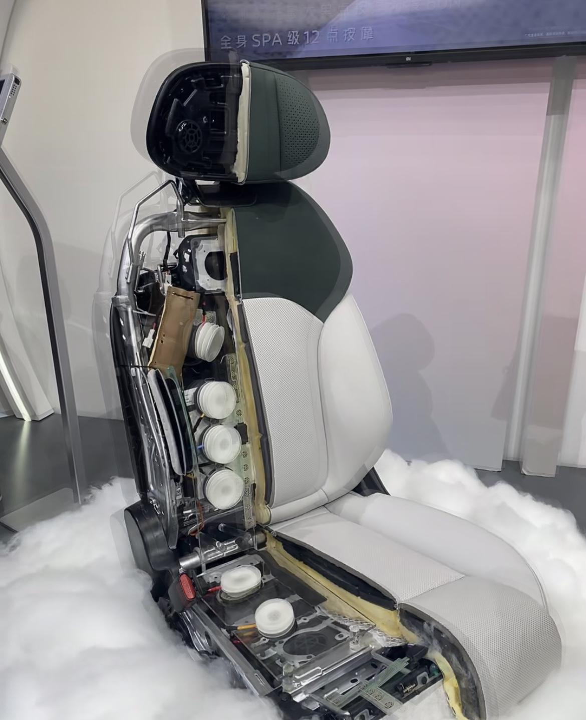 东风日产N7“AI零压云毯座椅”：一场关于“人体工学”的极限挑战 - 知乎