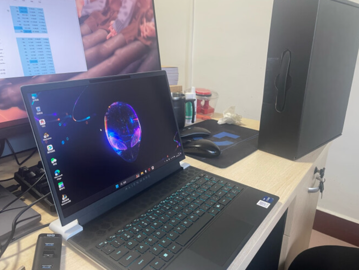 外星人x14 r2（外星人x14R2）怎么样？体验14天优缺点评测 - 知乎