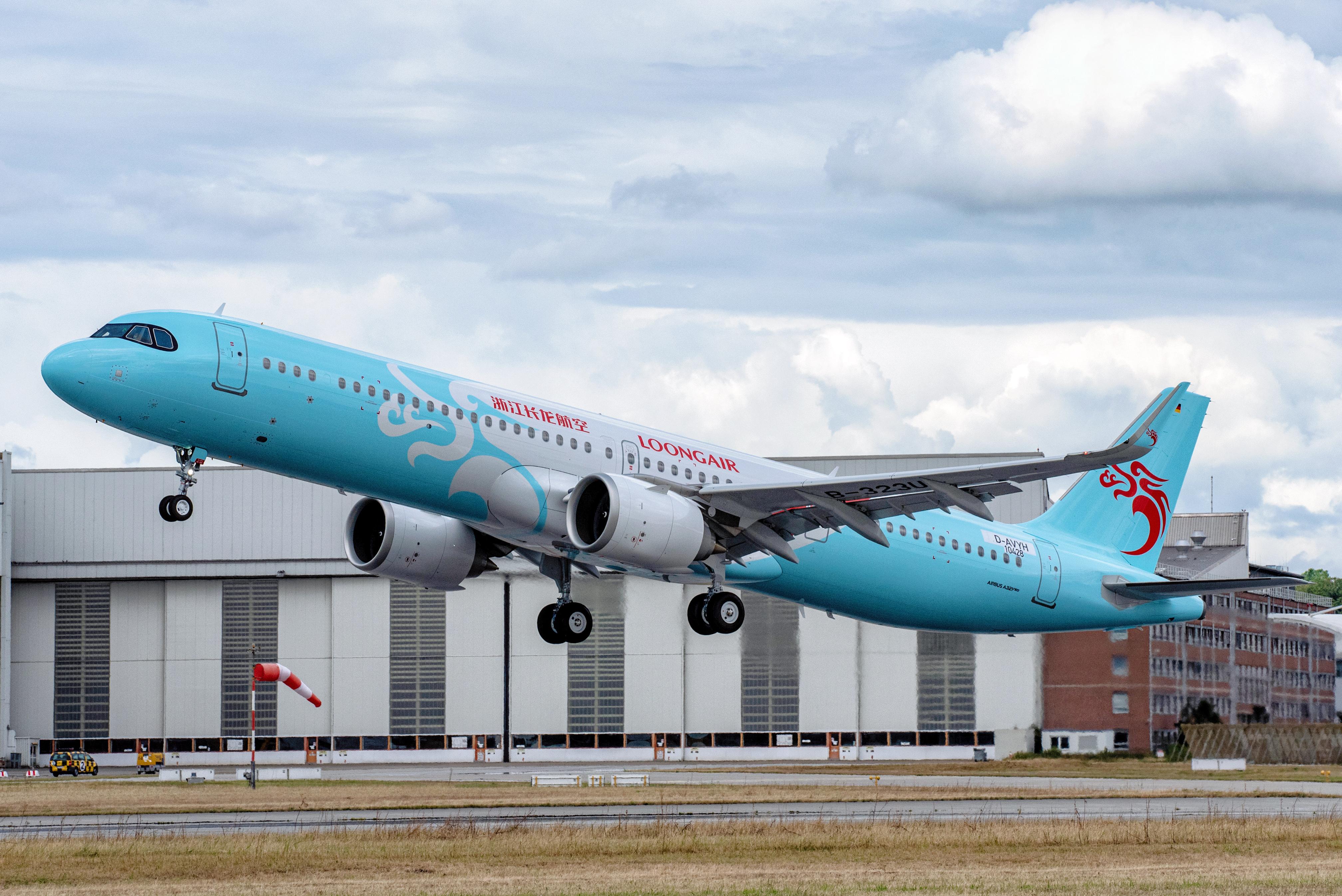 大器晚成的A321：如果航程嫌短，咱还可以加长 - 知乎