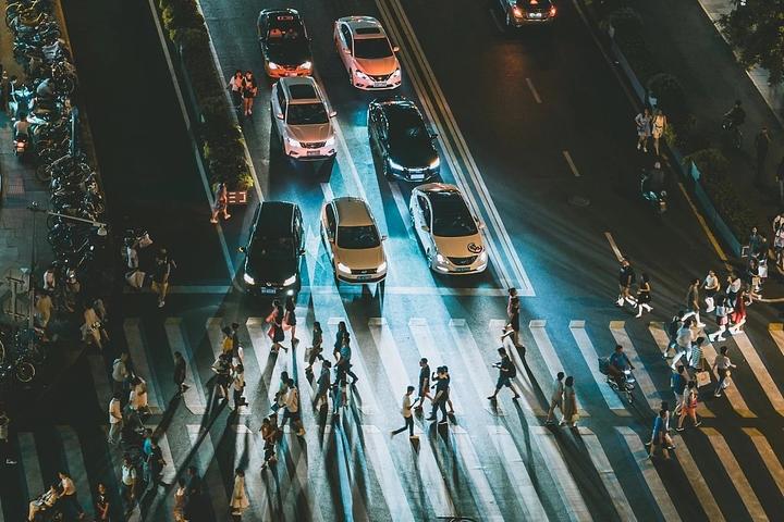 短语 at your own discretion 的含义和使用场合介绍 - 知乎