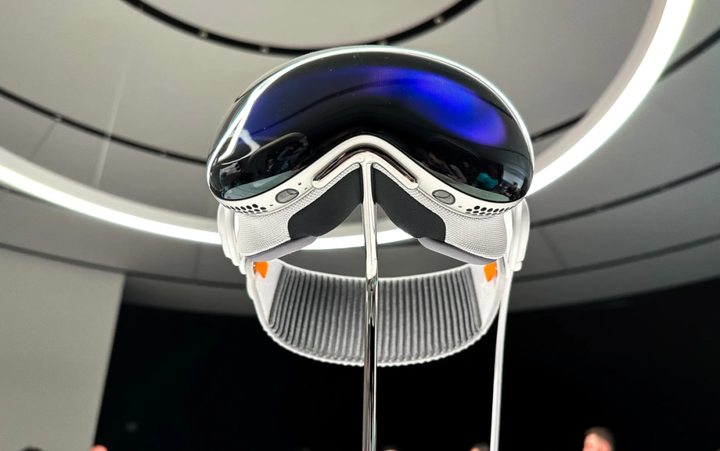 专业媒体眼中的Apple Vision Pro十条优缺点：安卓用户最关注第十一条 - 知乎