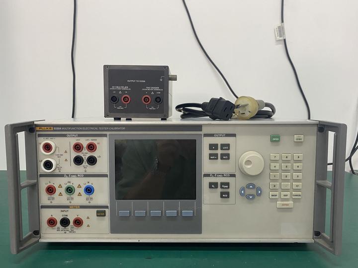 福禄克5320A多功能电气安全校准器FLUKE 5320A - 知乎