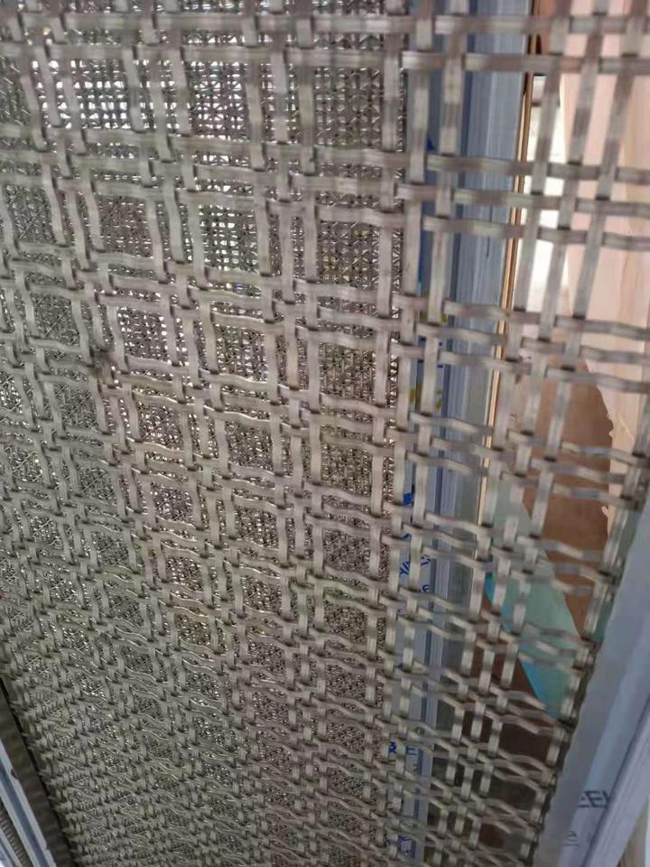 不锈钢金属装饰网 金属装饰网编织 室内外装修装饰网隔断屏风吊顶扁条扁丝扁铁编织网格 酒店装饰不锈钢网帘 大厅墙面背景古铜做旧编织网幕墙工程金属 ...