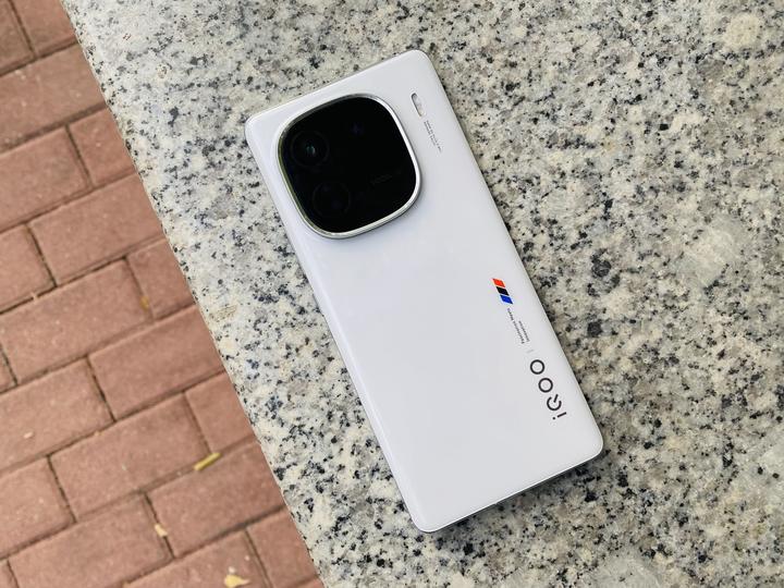 iQOO12 Pro值得入手吗？主力使用40天，我的答案全在这里 - 知乎