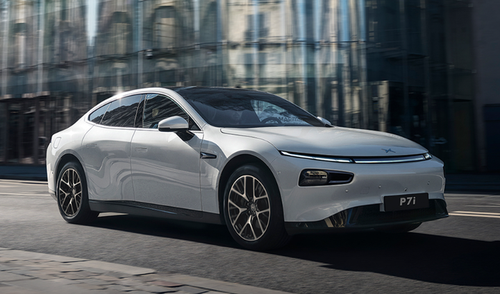 22.39万元起！小鹏P7i 550版今日上市 - 知乎